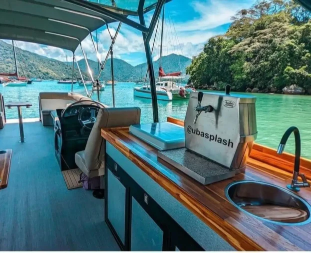 Passeios de Escuna e Lancha em Ubatuba | Panoramas Adventure