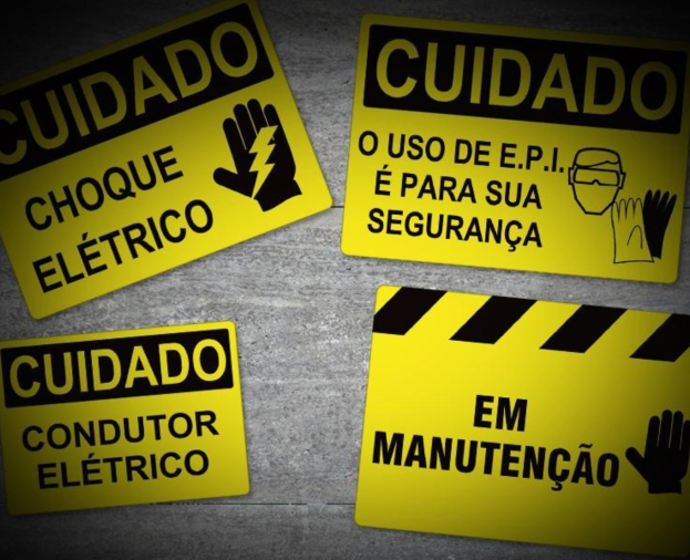 Placas de Alerta: Segurança Elétrica e Prevenção de Acidentes