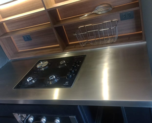 Revestimento de Aço Inox Sob Medida | Athelie do Inox